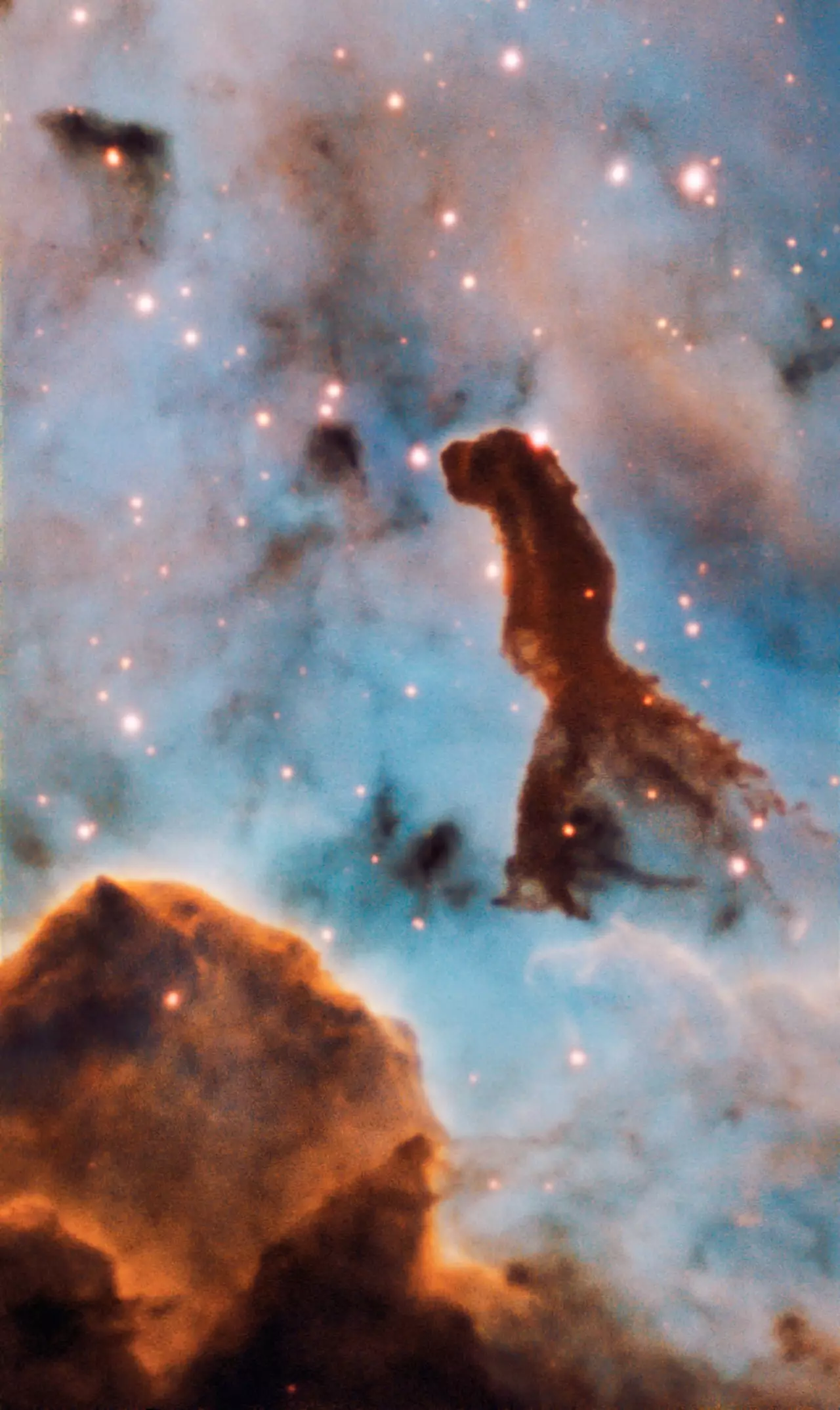 Mifananidzo Mitsva Inobwinya inotitora parwendo kuburikidza neIconic Carina Nebula