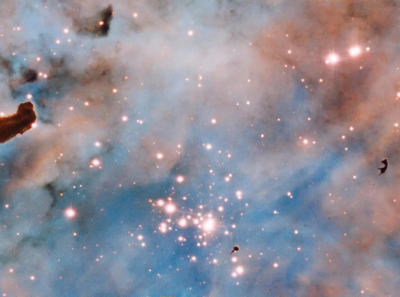 Nouvo imaj bèl pouvwa mennen nou nan yon vwayaj nan ikonik Carina Nebula