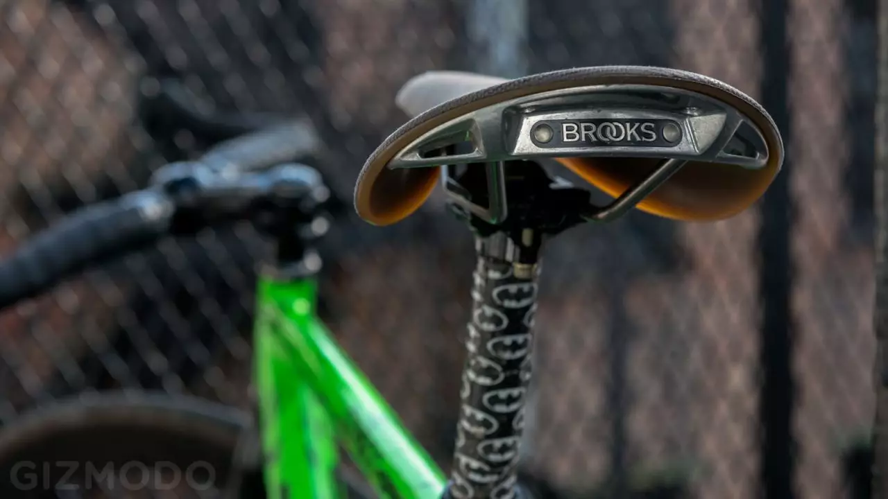 Recenzja Brooks Cambium: Nigdy więcej nie włamuj się w siodełko rowerowe