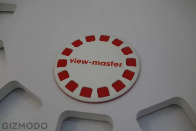 Google-ის დახმარება View-Master-ის ვირტუალური რეალობის ყურსასმენად გადაქცევაში