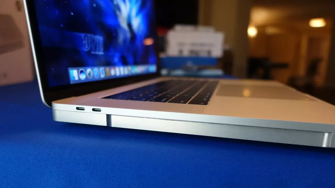 Новиот додаток го прави MacBook Pro навистина погоден за професионалци