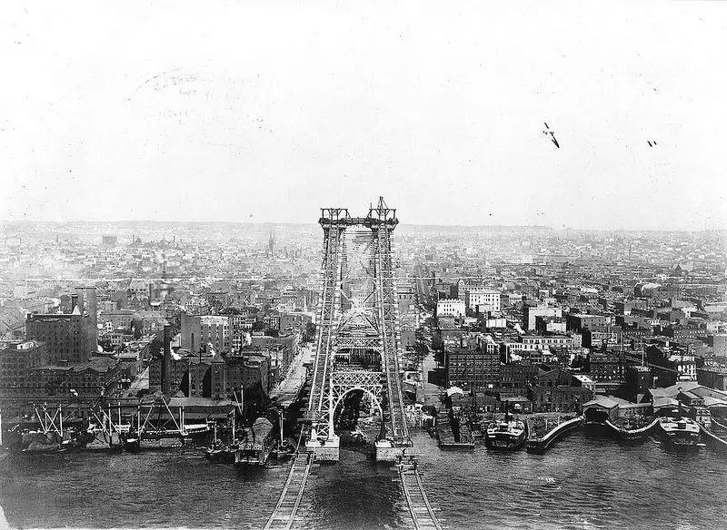 22 слике из златног доба изградње моста у Њујорку