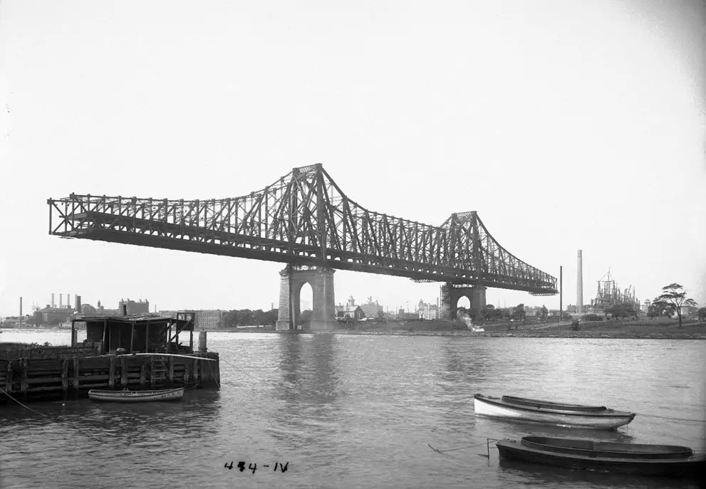 22 myndir frá Golden Age of Bridge Building í New York