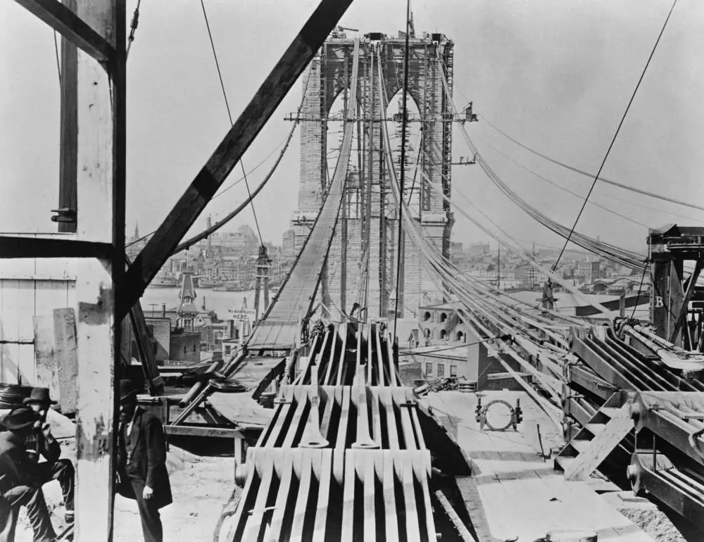 22 kuvaa New Yorkin siltarakennuksen kultakaudesta