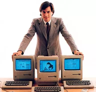 A evolución da roupa de Steve Jobs