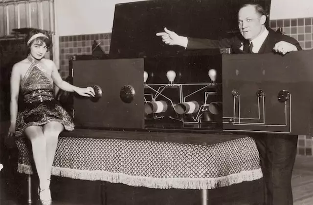 Die Geheimnisse hinter Harry Houdinis zehn größten Illusionen