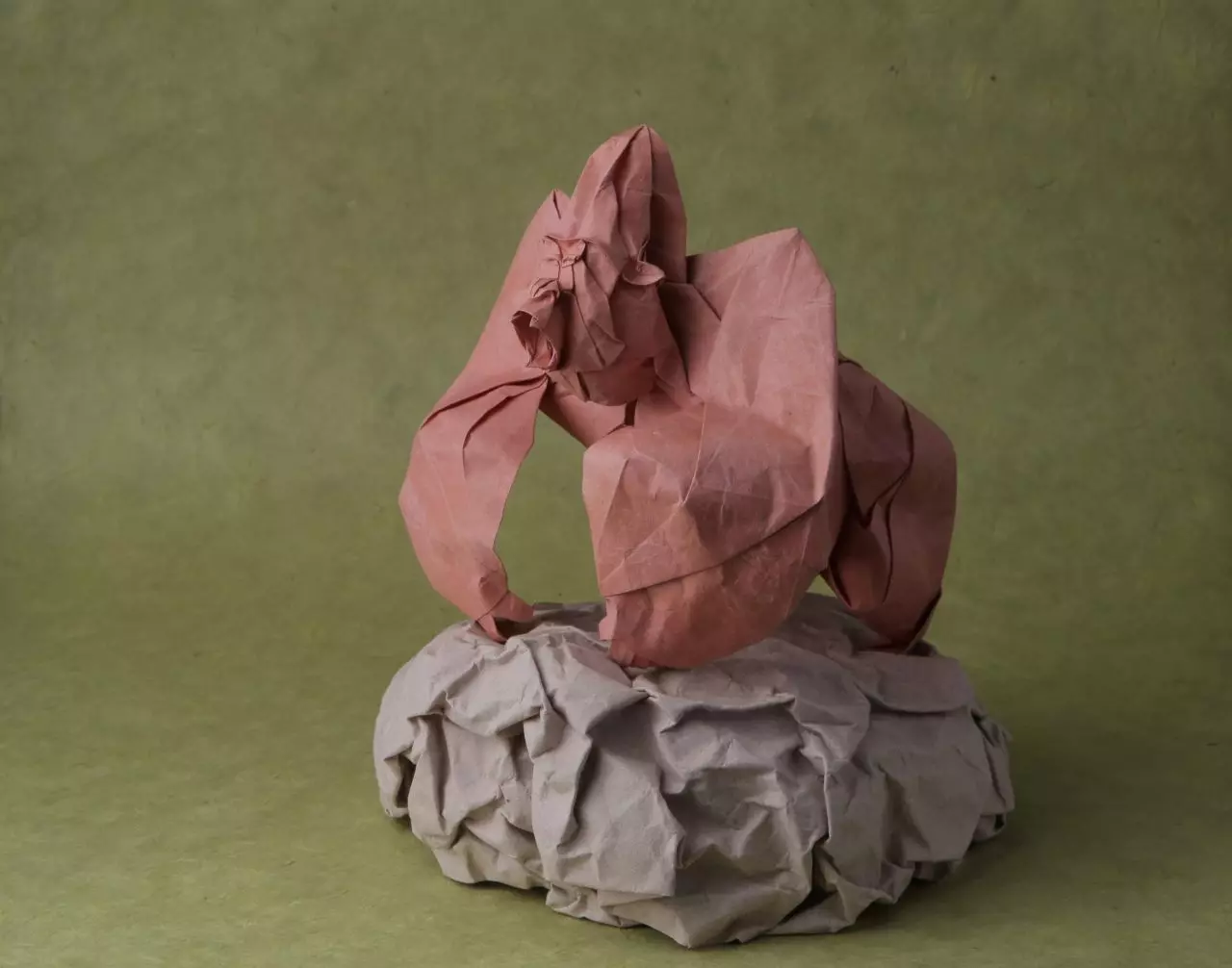 17 stuks origami van een enorme nieuwe show over papiervouwen