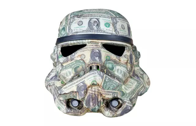 Mākslas kari: 12 Stormtrooper ķiveres iegūstiet jautras augstas mākslas pārvērtības