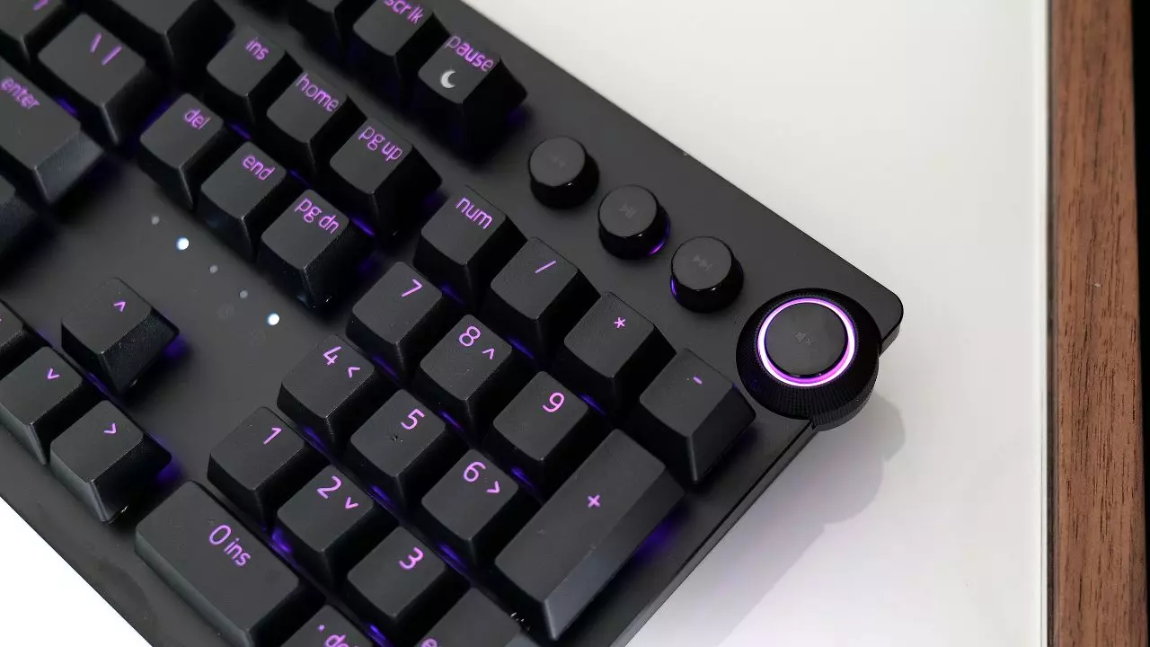 Razer's Huntsman V2 Analog Packs har tre flotte nye funksjoner for kresne tastaturfanatikere 178204_5