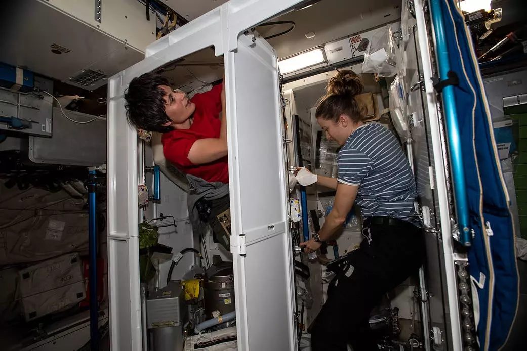 NASA ၏ ISS သို့ နောက်ဆုံးလေ့လာရေးခရီးကို ဦးစွာကြည့်ရှုပါ။ 1792_2