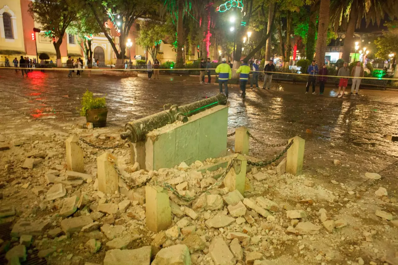 Mexico bị rung chuyển bởi trận động đất lớn 8,1 độ lớn