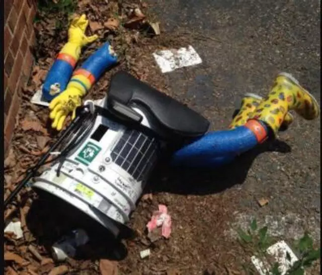 قام المدونون بتزييف فيديو للمراقبة ، لكن هل دمروا HitchBOT؟