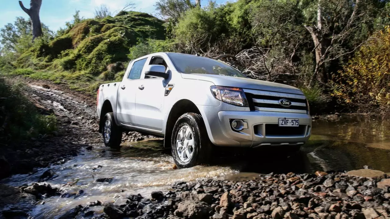 „Ford Ranger“ 2014 m.: Australijos „Hands-On“.