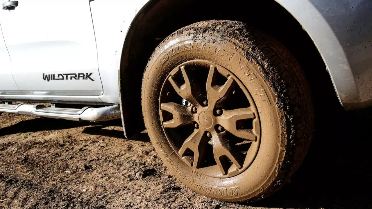 „Ford Ranger“ 2014 m.: Australijos „Hands-On“.