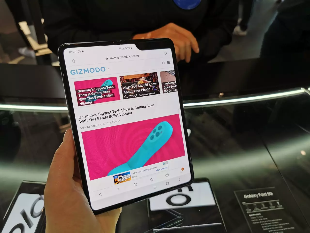 Hands On עם Galaxy Fold החדש של סמסונג