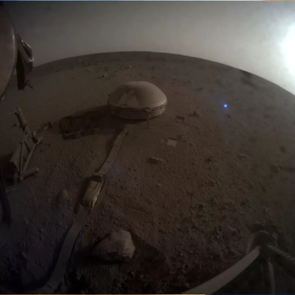 НАСАнын InSight конуучу аппараты Марста чоң үндөрдү аныктады 1874_2