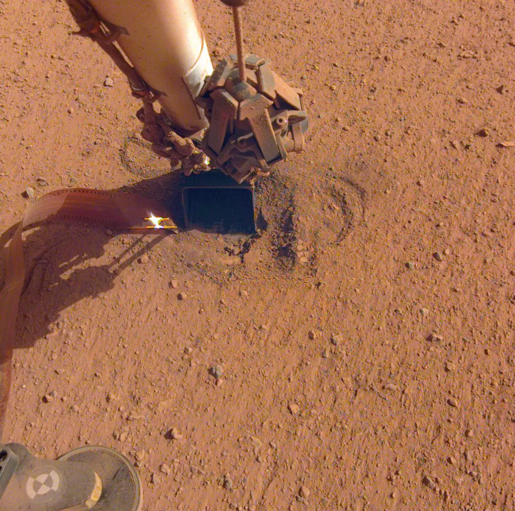 Ua iloa e le NASA's InSight Lander le tele o le gogolo i Mars 1874_5