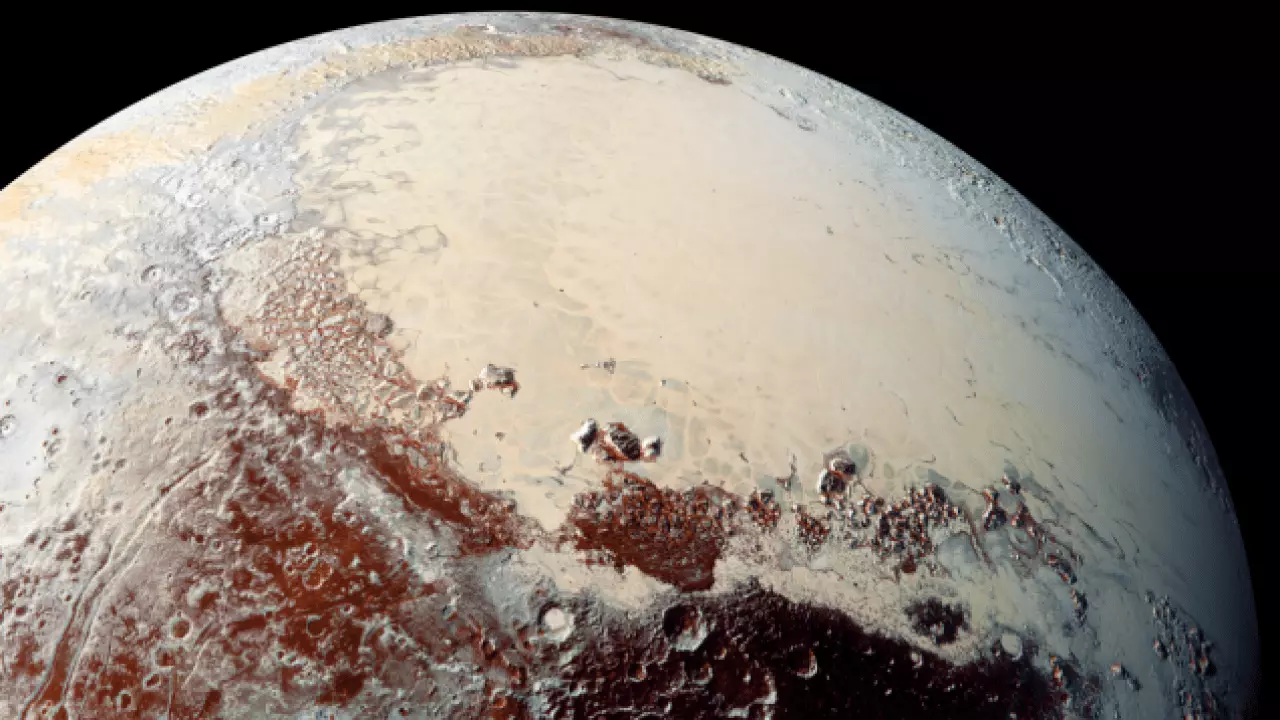 El sistema Plutó és ara oficialment el regne del submón
