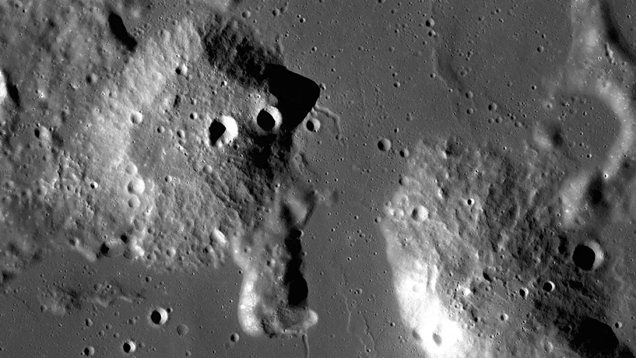 Misiunea robotică a NASA de a explora cupolele lunare enigmatice prinde contur