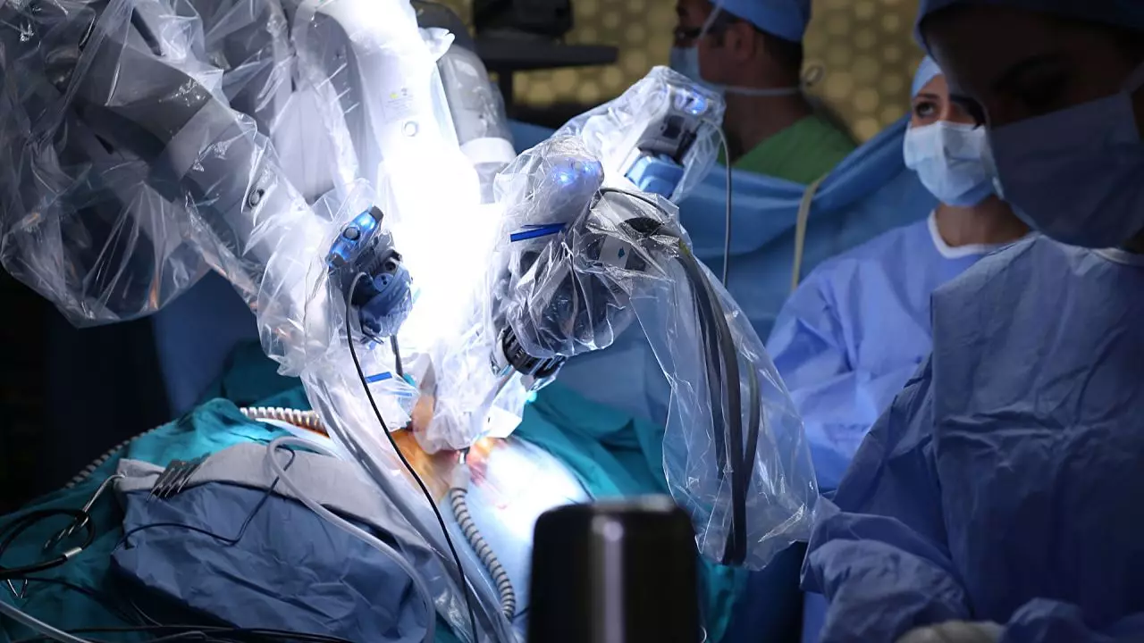 Prvi australski robotski kirurg kuka danas počinje s radom