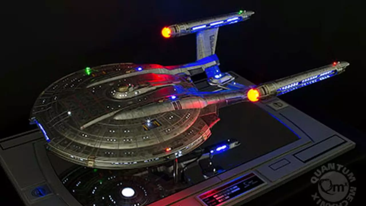 Kas näete sellel Enterprise NX-01 koopial kõik 150 LED-i?