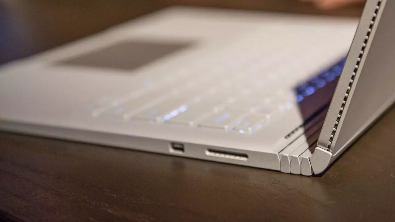 Surface Book Hands-On: Mod en mere perfekt bærbar