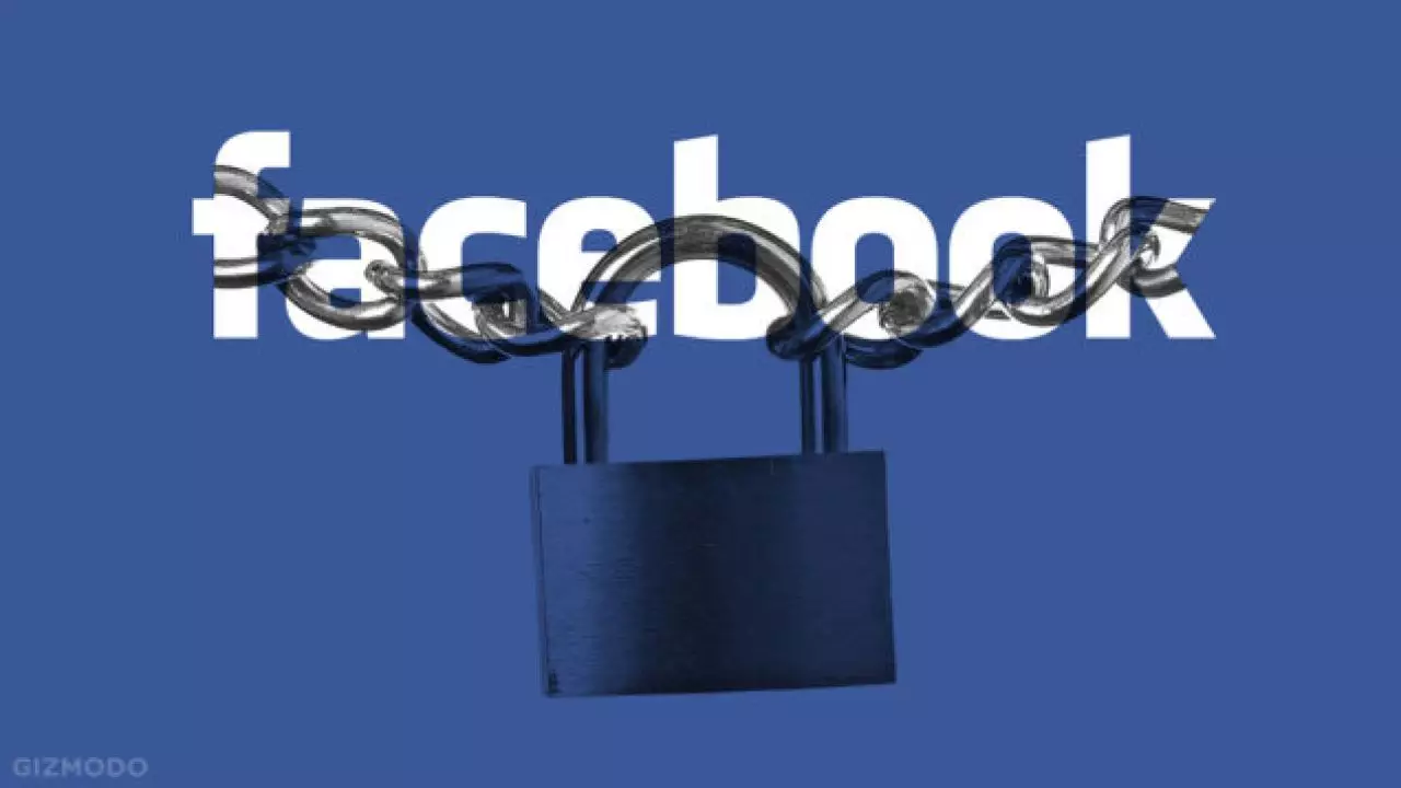 Facebook upřesnil své zásady. Co takhle je opravit?