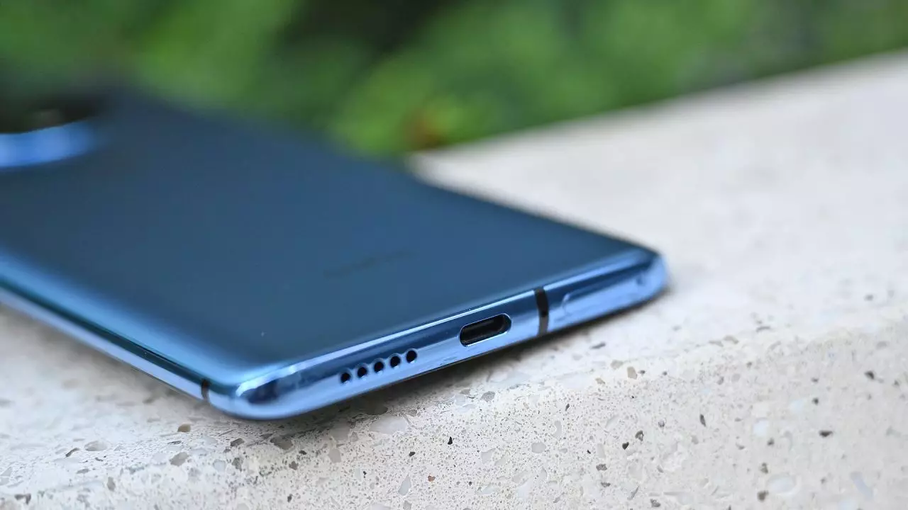 รีวิว OnePlus 7T: การรีเซ็ตความคาดหวังที่สดใหม่ 27168_4