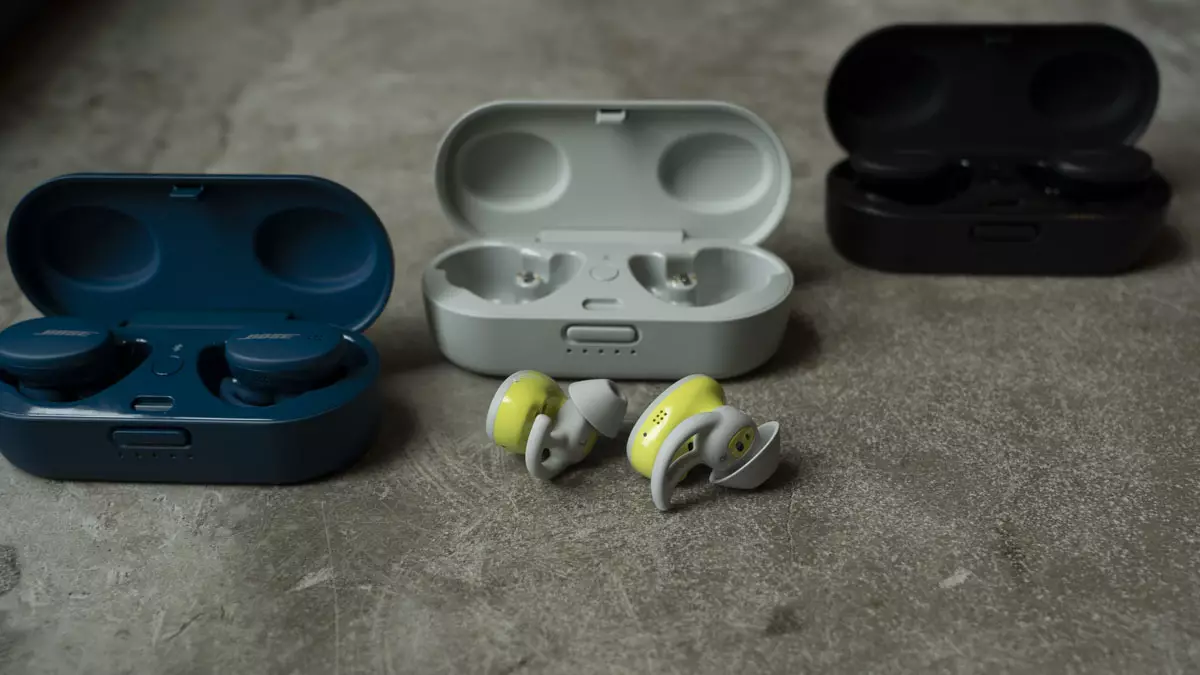 Bose's Latest Headphones Tackle A New Frontier Of Noise Cancelling, Tab sis Nws Puas Tsim Nyog Nyiaj Ntxiv? 27233_8