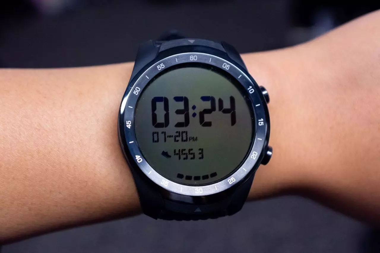 Revisão do Mobvoi TicWatch Pro: Smartwatch de tela dupla pode viver por dias