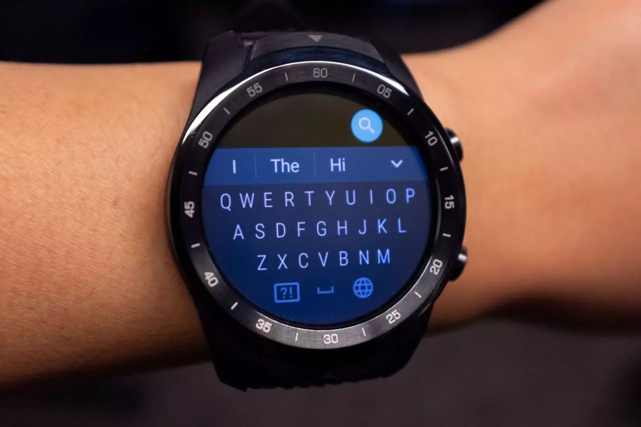 Преглед Мобвои ТицВатцх Про: Паметни сат са два екрана може да живи данима