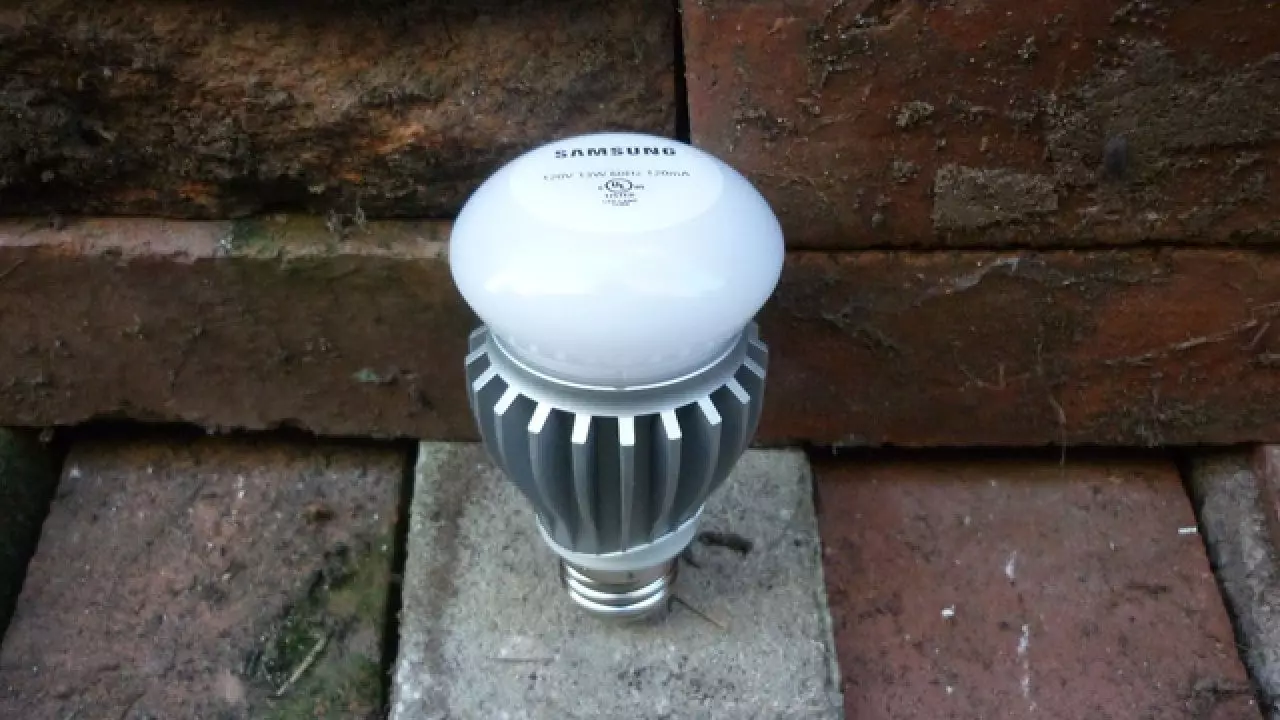 Samsung LED-lamp Review: deze gloeilamp gaat een generatie mee