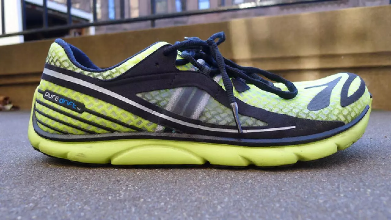 Brooks PureDrift Review. Shoes for Minimalists Pushing Distances