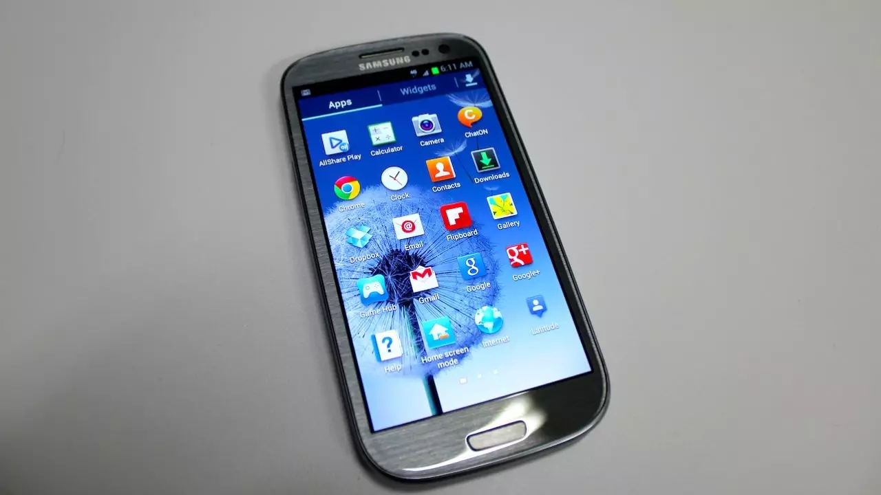Агляд Samsung Galaxy S III 4G: лепш позна, чым ніколі
