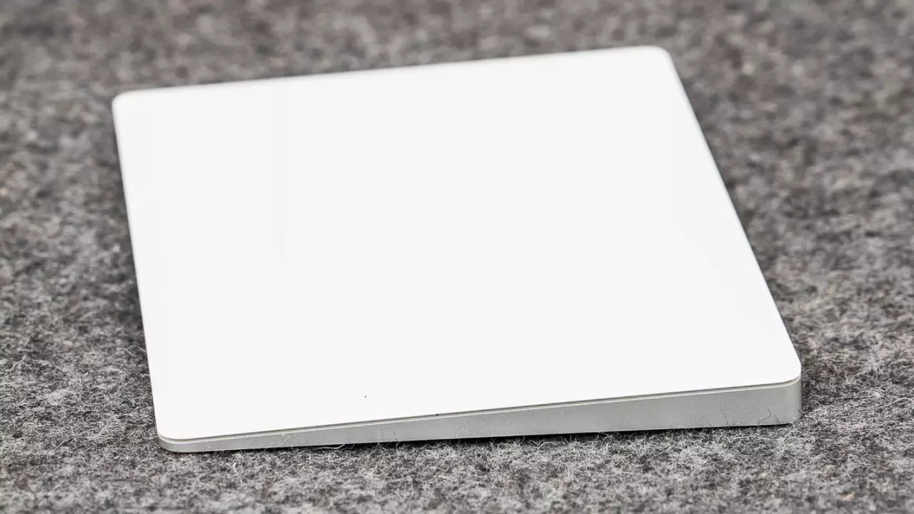 Ny Trackpad Vaovao an'ny Apple dia mahagaga, fa tsy afaka mamono ny totozy