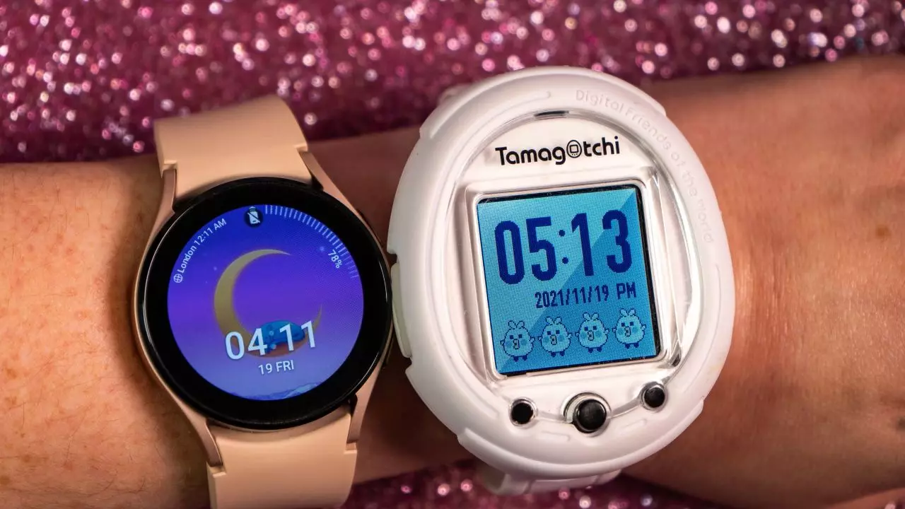 Чаро ман барои ворид кардани Smartwatch Tamagotchi 210 доллар пардохт кардам, ки ман ҳатто пӯшида наметавонам