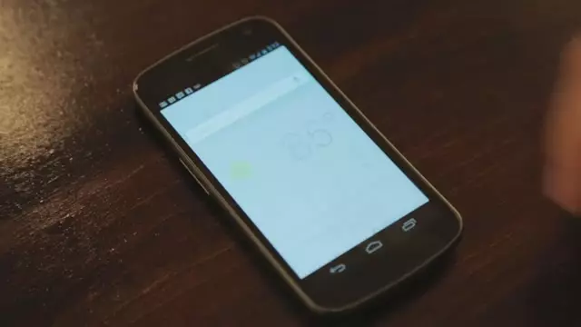 Android Jelly Bean ma beddeli karaa iPhone-ka jecel?