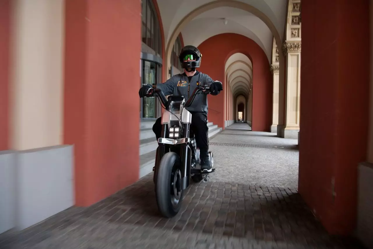 BMW a un autre concept de scooter électrique totalement génial