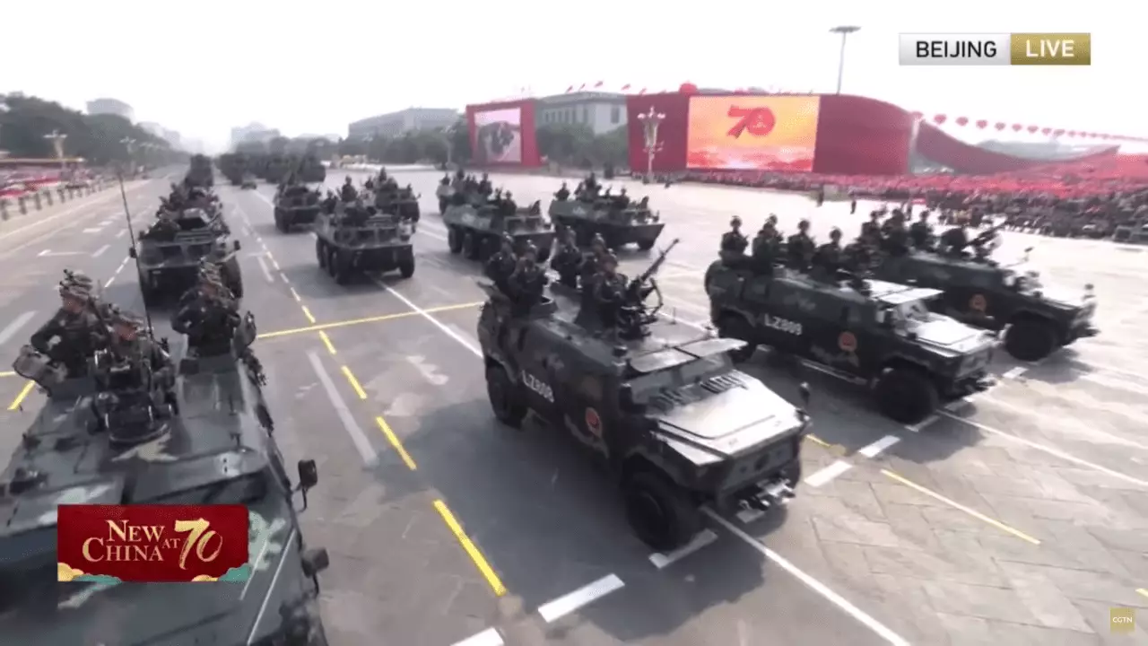 Đây là những gì chúng tôi thấy tại cuộc diễu hành quân sự khổng lồ của Trung Quốc