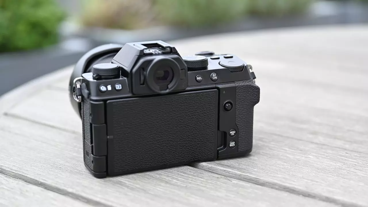 Fujifilm X-S10 er et sjovt, begyndervenligt tag på et af de bedste spejlløse kameraer 31278_4