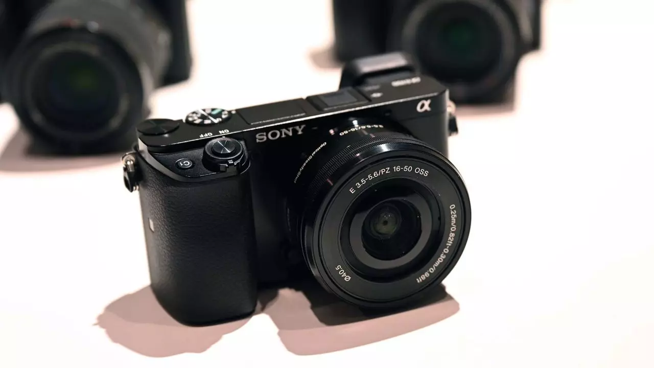 Sony Inounza Huru Tech kune Anodhura APS-C Makamera ane Iyo A6600 Uye A6100 31326_6