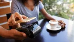 Ole Fusuaga a Apple ma Faletupe a Ausetalia ile Apple Pay ma le iPhone NFC o loʻo i ai