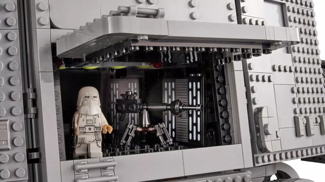 8 maneres de justificar la despesa de 1.084 dòlars australians en el nou conjunt AT-AT de Star Wars de Lego