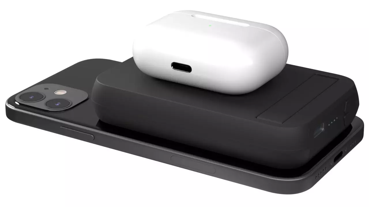 ही दुहेरी बाजू असलेली वायरलेस बॅटरी तुमचा आयफोन आणि एअरपॉड एकाच वेळी चार्ज करू शकते