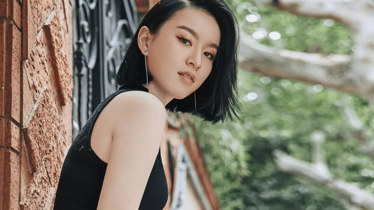 Chloe Gong, Yepyeni Fantastik Üçlemesinin İlk Kitabı olan Ölümsüz Özlemleri Açıkladı