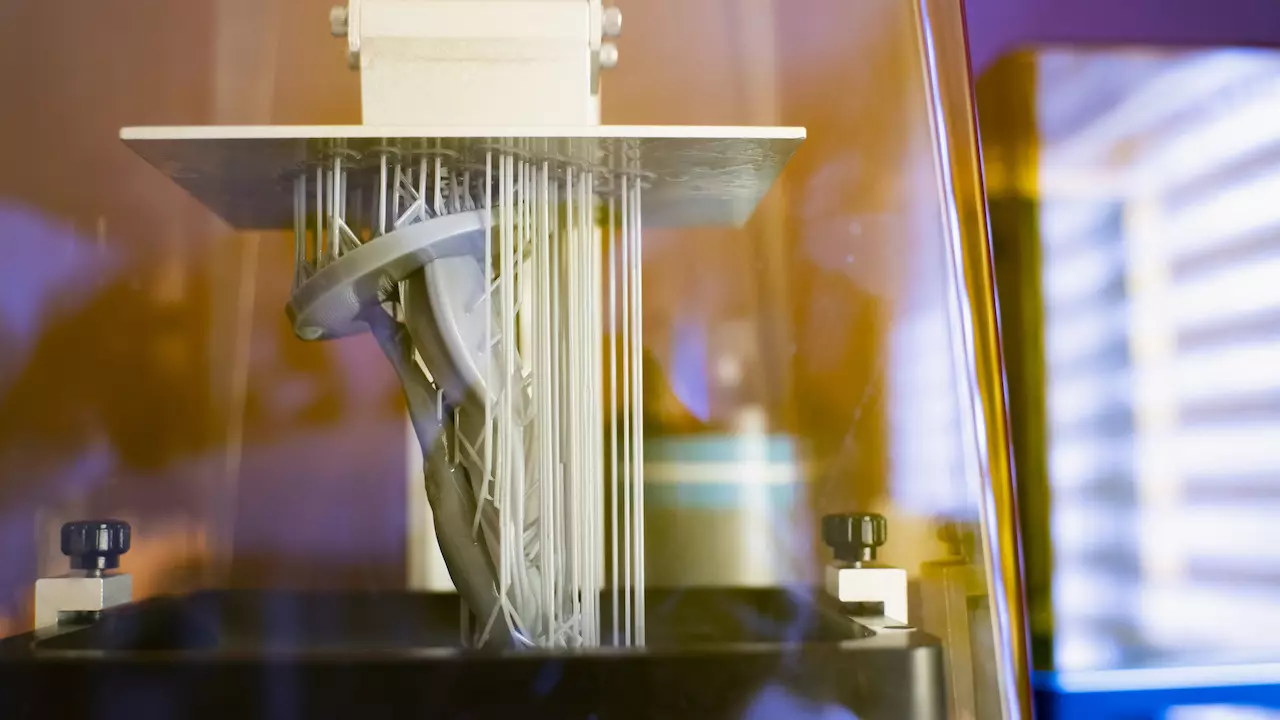3D pryskyřicová tiskárna
