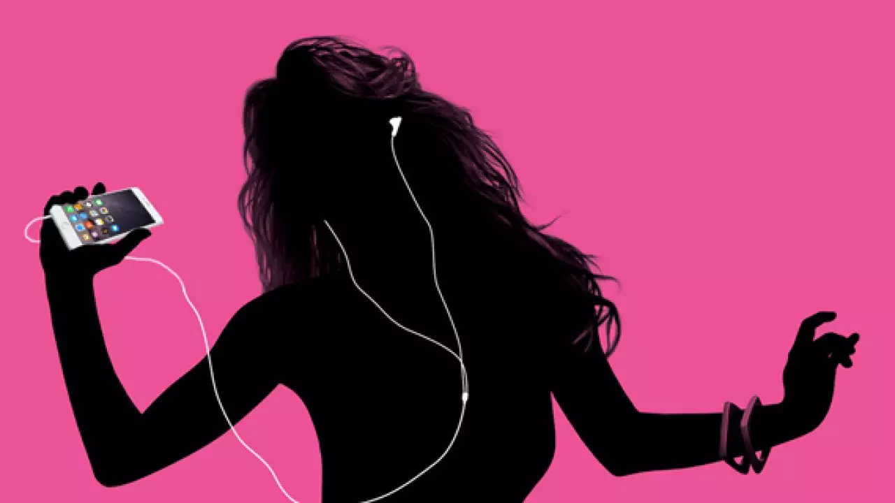 Apple Music se yon desepsyon, men se pa paske li move