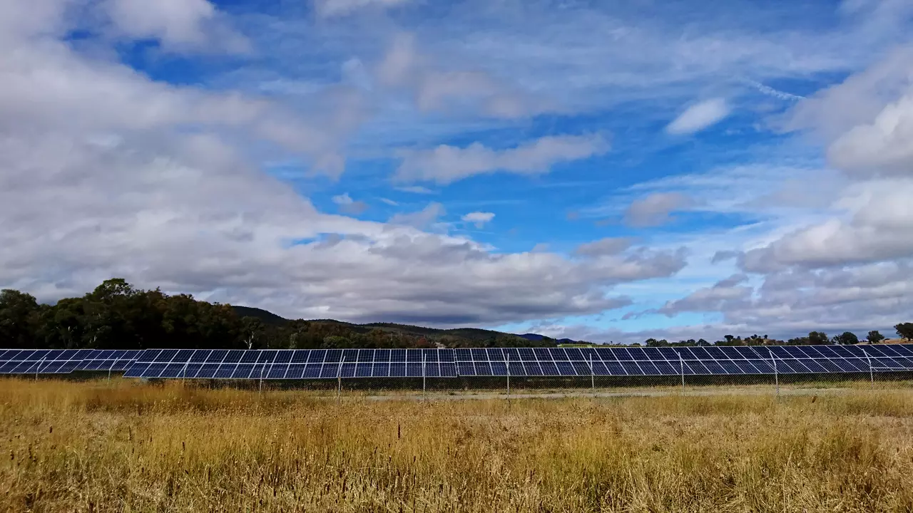 Соларни аутопут АЦТ-а покреће обновљиву енергију у Аустралији
