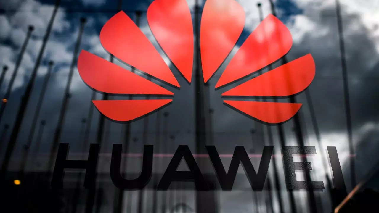 Huawei Ada Kira-kira Sebulan Sebelum Kehabisan Cip Telefon Pintar