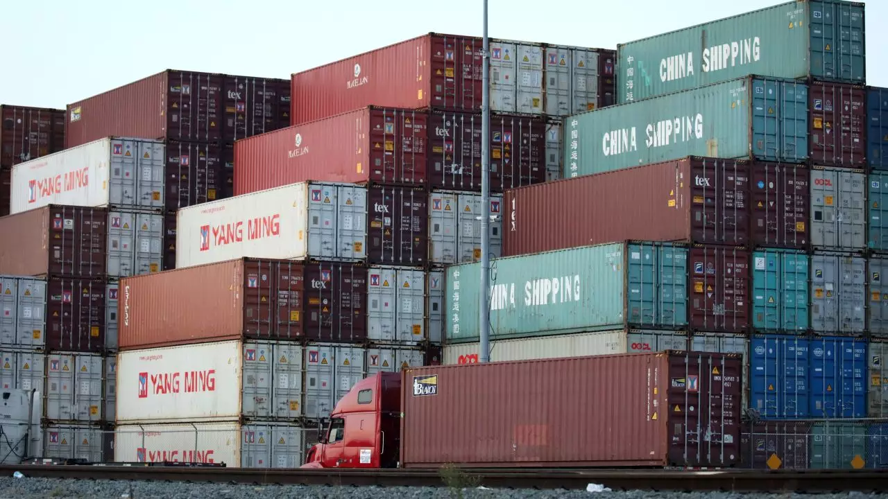 Die Pandemie hat einen Boom bei leeren Ghost-Containern auf hoher See ausgelöst